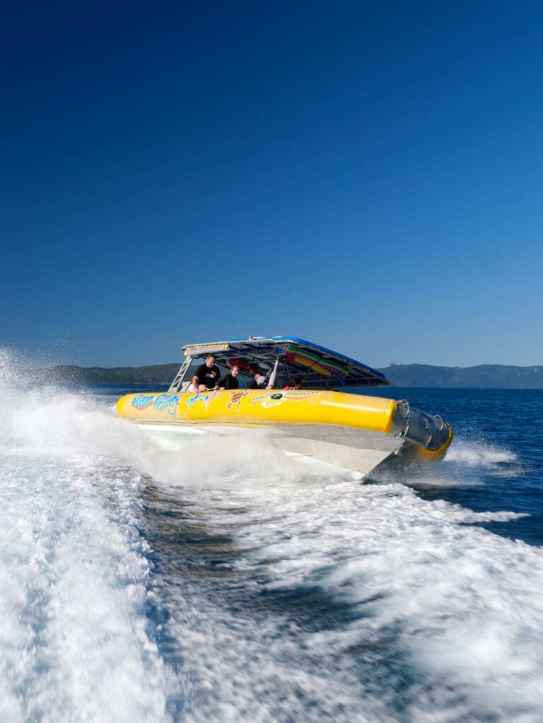 Hill Inlet & Whitehaven Beach Tours - Ocean Rafting Whitsunday Islands